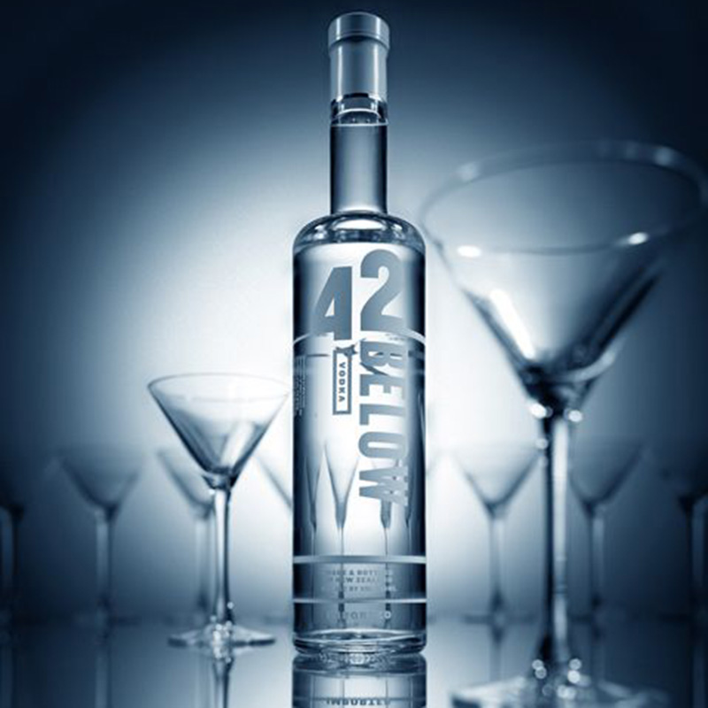 Un'esperienza pura: Recensione della Vodka 42 Below Pure - Spesa Online 24